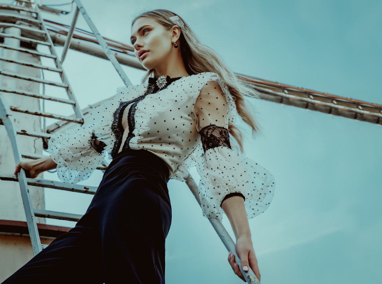 DISTINCTIVE JUMPSUIT . CODE :6384 - RIMMASA